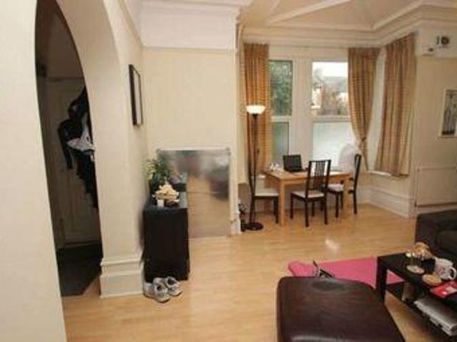 1 Bedrooms Flat for rent in Preston Road, Leytonstone, London E11