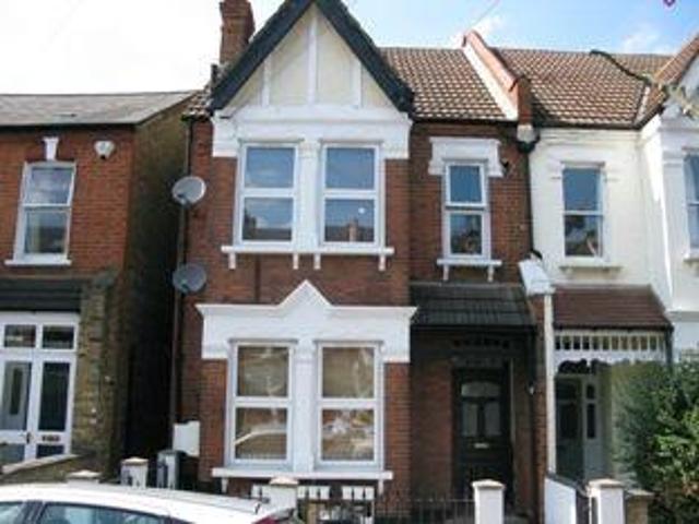 1 Bedrooms Flat for rent in Pretoria Road, Furzedown SW16