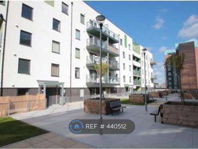 1 Bedrooms Flat for rent in Priory Court, Romford RM7