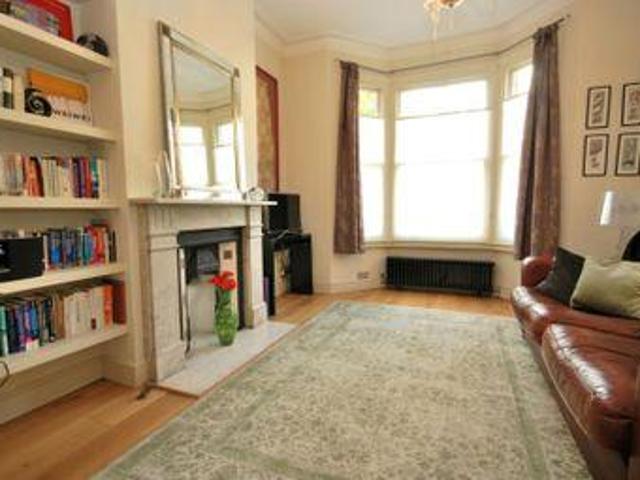 1 Bedrooms Flat for rent in Priory Park Road, Queens Park NW6