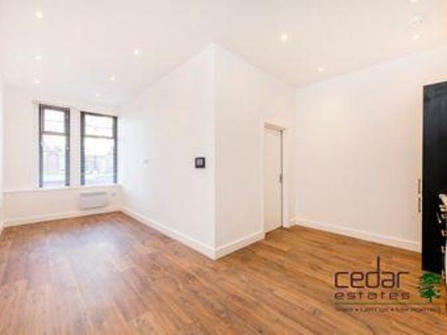 1 Bedrooms Flat for rent in Princes Avenue, Finchley Central N3