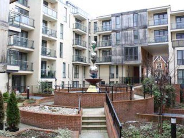 1 Bedrooms Flat for rent in Printing House Square, Guildford, Surrey GU1