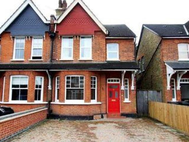 1 Bedrooms Flat for rent in Purley Park, Purley CR8