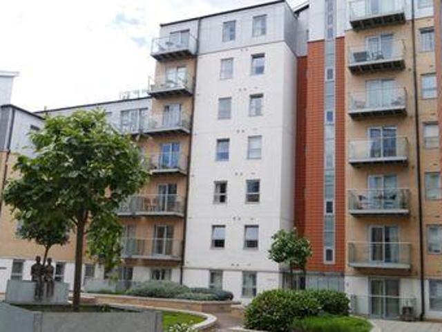 1 Bedrooms Flat for rent in Queen Mary Avenue, London E18