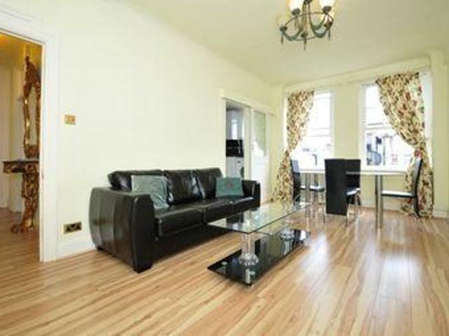 1 Bedrooms Flat for rent in Queens Court, Bayswater, London W2
