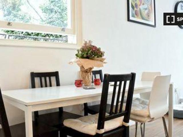 1 Bedrooms Flat for rent in Queens Crescent, London NW5