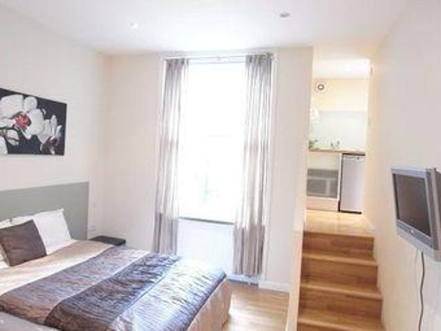 1 Bedrooms Flat for rent in Queensborough Terrace, Bayswater, London W2