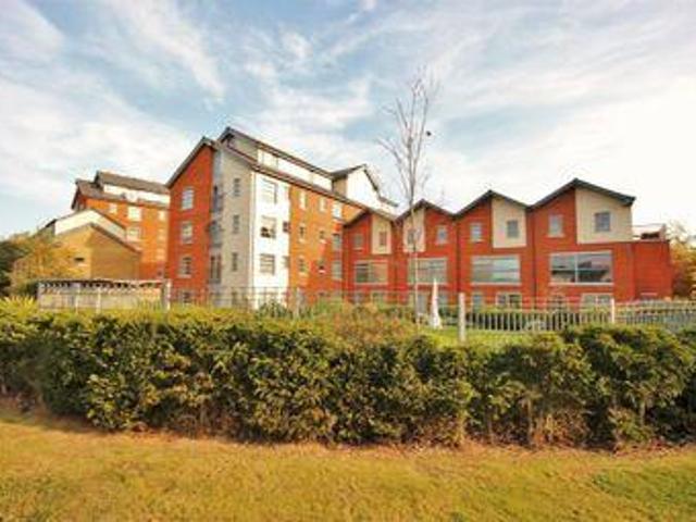 1 Bedrooms Flat for rent in Rotary Way, Colchester, Essex CO3