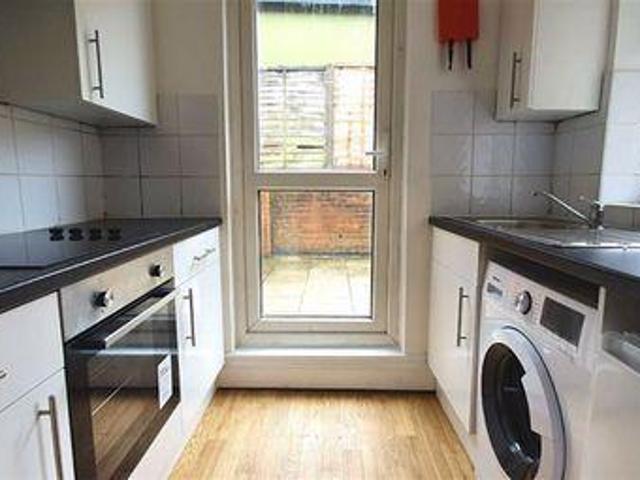 1 Bedrooms Flat for rent in Roundwood Terrace, Vartry Road, London N15