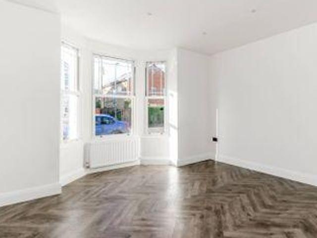 1 Bedrooms Flat for rent in Roxborough Road, Harrow HA1