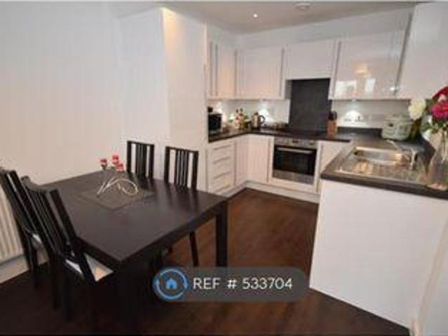 1 Bedrooms Flat for rent in Royal Crescent, Croydon CR0