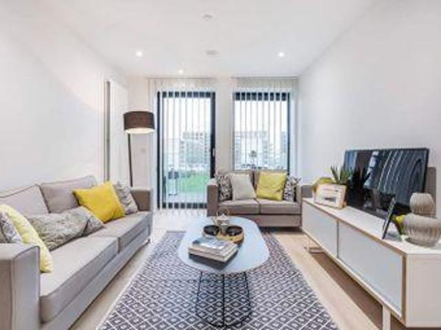 1 Bedrooms Flat for rent in Royal Crest Avenue, London E16