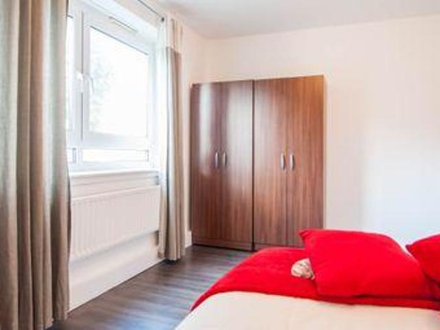1 Bedrooms Flat for rent in Royal Oak, Paddington Station, Central London W2