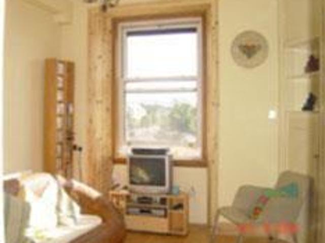 1 Bedrooms Flat for rent in Robertson Avenue, Gorgie, Edinburgh EH11
