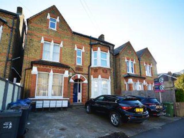 1 Bedrooms Flat for rent in Robinson Road, Colliers Wood, London SW17