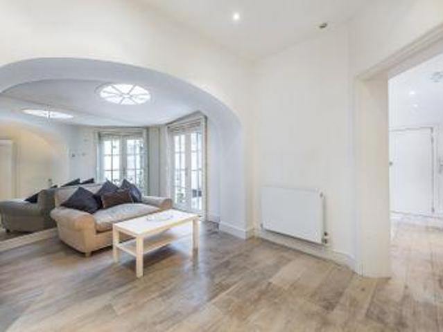 1 Bedrooms Flat for rent in Roland Gardens, London SW7