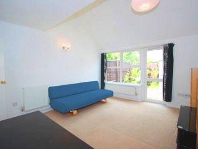 1 Bedrooms Flat for rent in Roman Way, Caledonian Road N7