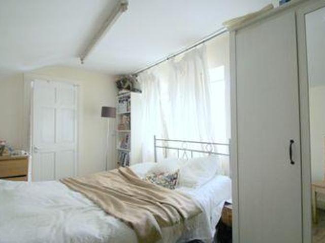 1 Bedrooms Flat for rent in Room 3, Upper Road, London E13