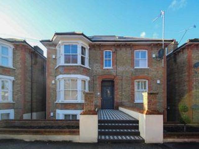 1 Bedrooms Flat for rent in Rose Valley, Brentwood CM14