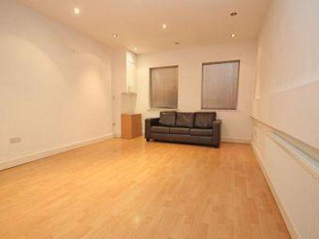 1 Bedrooms Flat for rent in Rosebank Gardens North, London E3