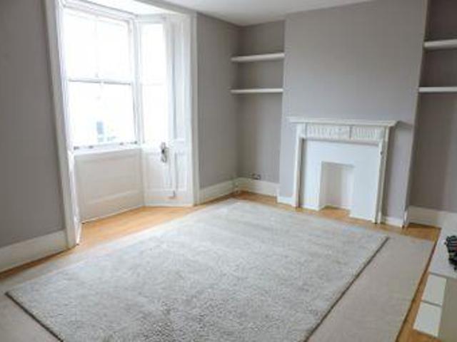 1 Bedrooms Flat for rent in Rosehill Close, First Floor Flat, Brighton BN1