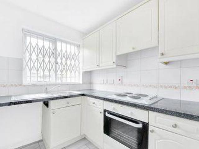 1 Bedrooms Flat for rent in Rossetti Road, London SE16