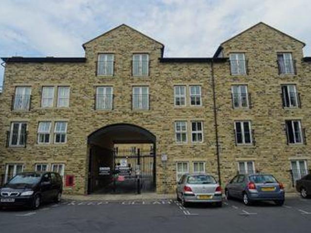 1 Bedrooms Flat for rent in Rawson Buildings, Bradford, West Yorkshire BD1