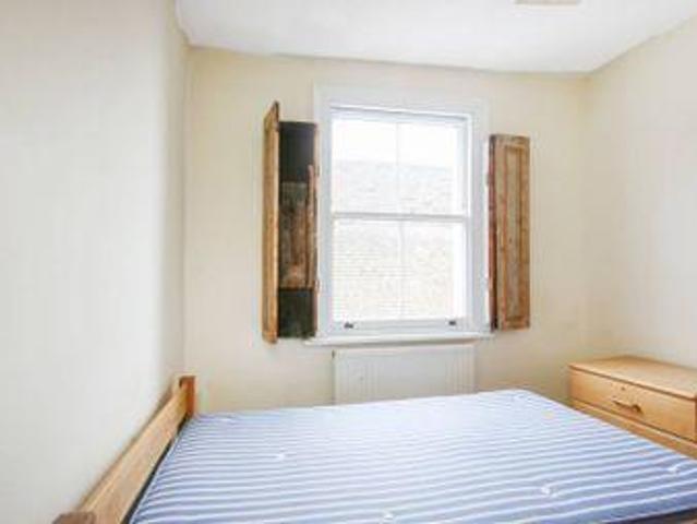 1 Bedrooms Flat for rent in Raddington Road, North Kensington W10
