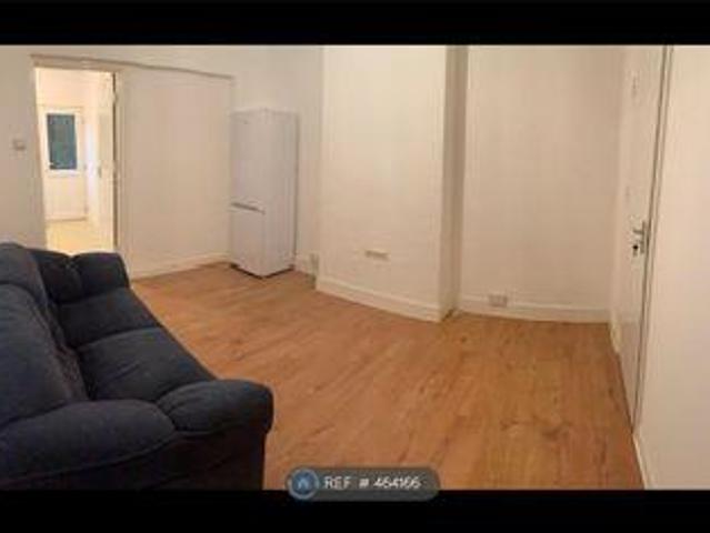 1 Bedrooms Flat for rent in Red Lion Road, Surbiton KT6