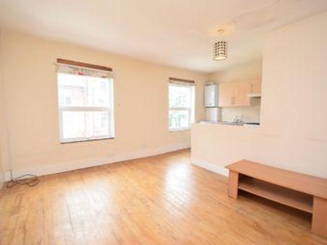 1 Bedrooms Flat for rent in Regents Park Road, Finchley Central N3