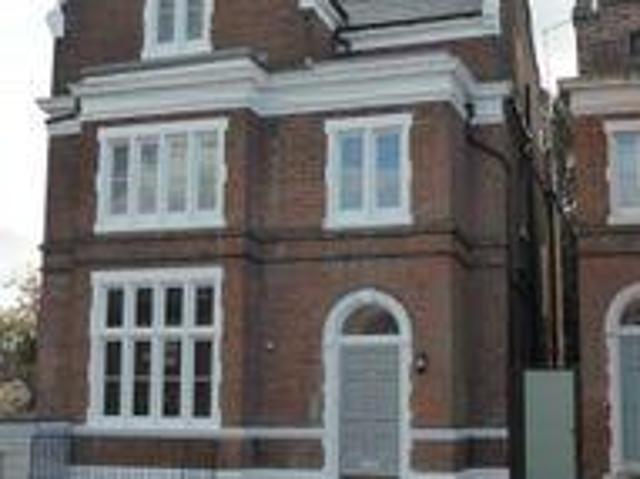 1 Bedrooms Flat for rent in Rent All Inclusive Military Road, Colchester CO1