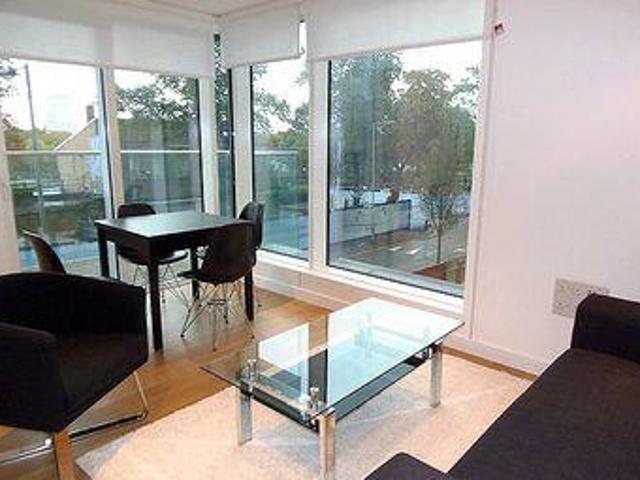 1 Bedrooms Flat for rent in Residence Tower, Woodberry Grove, London N4