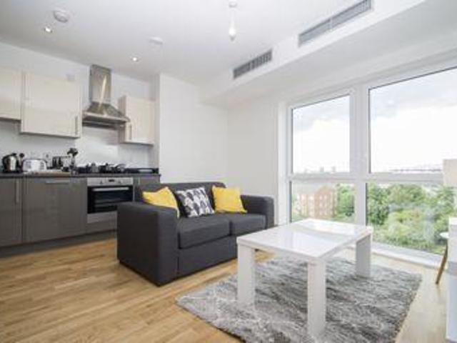 1 Bedrooms Flat for rent in River Heights, Stratford Riverside, Stratford E15