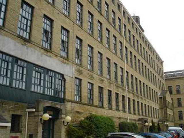 1 Bedrooms Flat for rent in Riverside Court, Saltaire/Shipley BD18