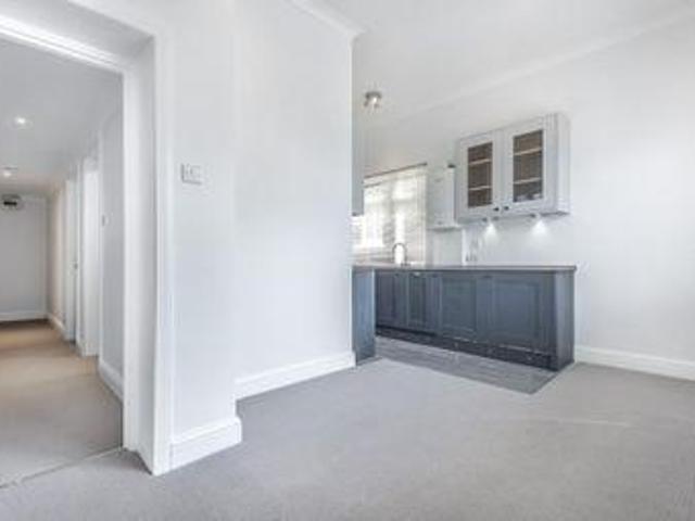 1 Bedrooms Flat for rent in Richmond, Surrey TW10