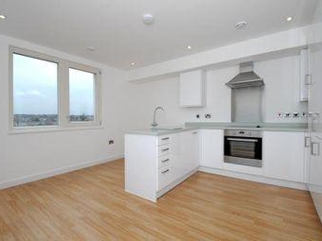 1 Bedrooms Flat for rent in Richmond, Richmond Gardens TW9