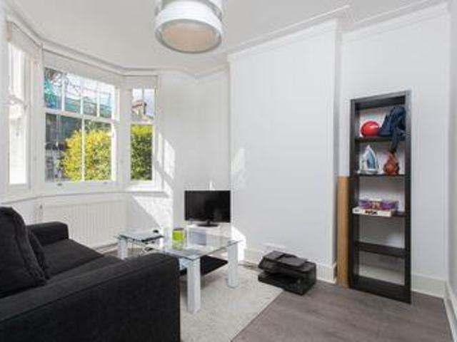 1 Bedrooms Flat for rent in Rigault Road, London SW6