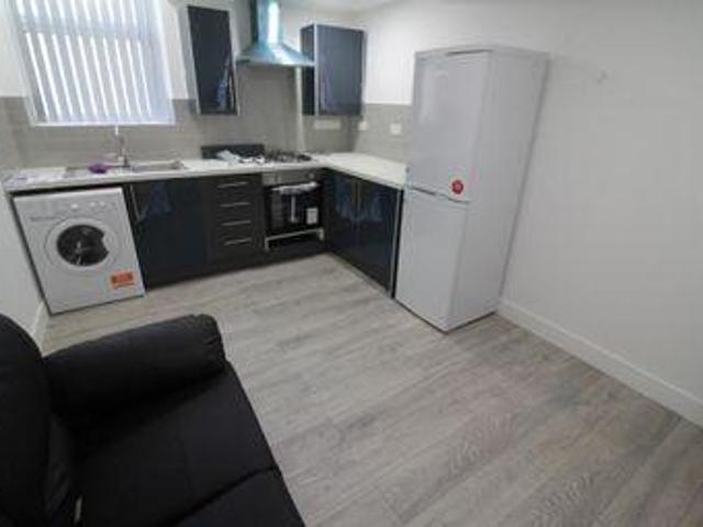 1 Bedrooms Flat for rent in Russel Street, Cathays Cardiff CF24