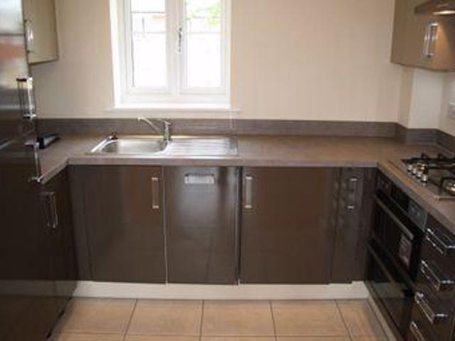 1 Bedrooms Flat for rent in Wood End Green Road, Hayes UB3