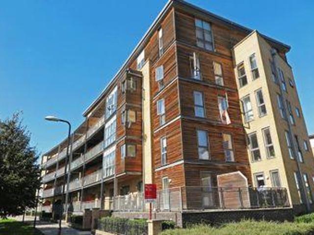1 Bedrooms Flat for rent in Woodmill Road, London E5