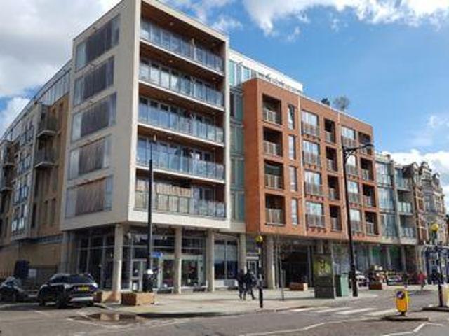 1 Bedrooms Flat for rent in Woodgrange Road, Forest Gate E7