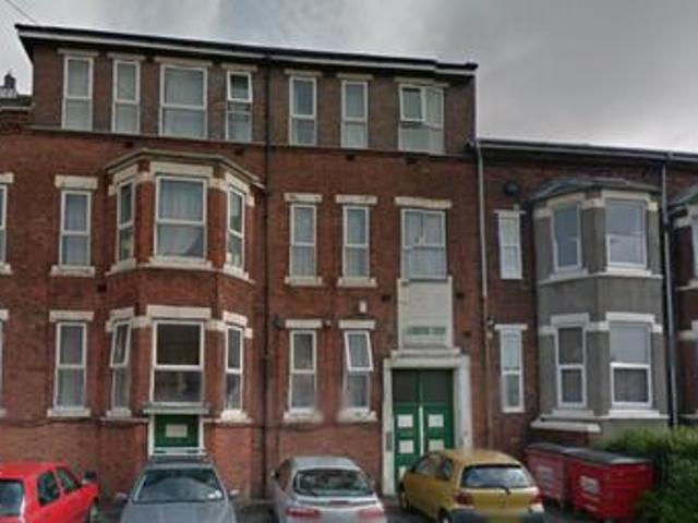 1 Bedrooms Flat for rent in Woodhouse Court, Stoke On Trent ST4