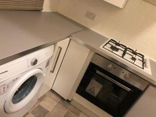 1 Bedrooms Flat for rent in Woodhouse Road, London, Finchley N12