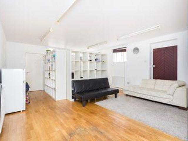 1 Bedrooms Flat for rent in Woodland Grove, London SE10