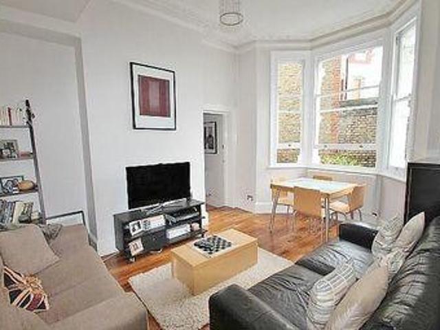 1 Bedrooms Flat for rent in Woodside, Wimbledon SW19