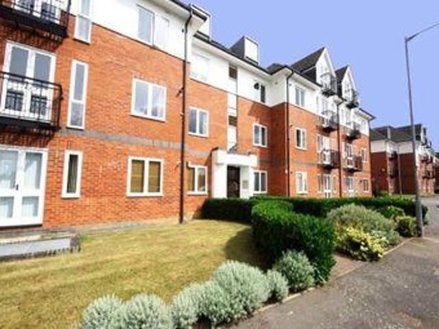 1 Bedrooms Flat for rent in Worcester Court, Park View Close, St Albans, Hertfordshire AL1