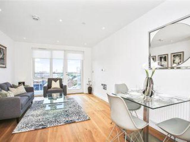 1 Bedrooms Flat for rent in Waterford Court, 7 Turnberry Quay, London E14