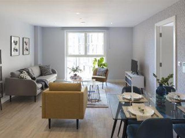 1 Bedrooms Flat for rent in Waterman Walk, Salford M50