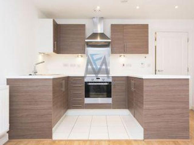 1 Bedrooms Flat for rent in Waterside Way, Hale Village N17