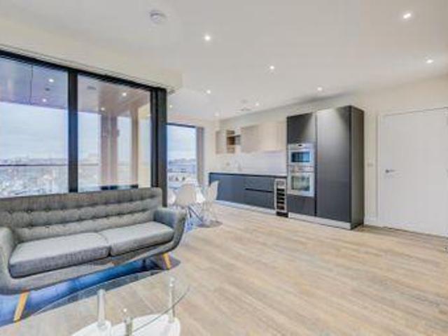 1 Bedrooms Flat for rent in Watteau Square, Croydon CR0